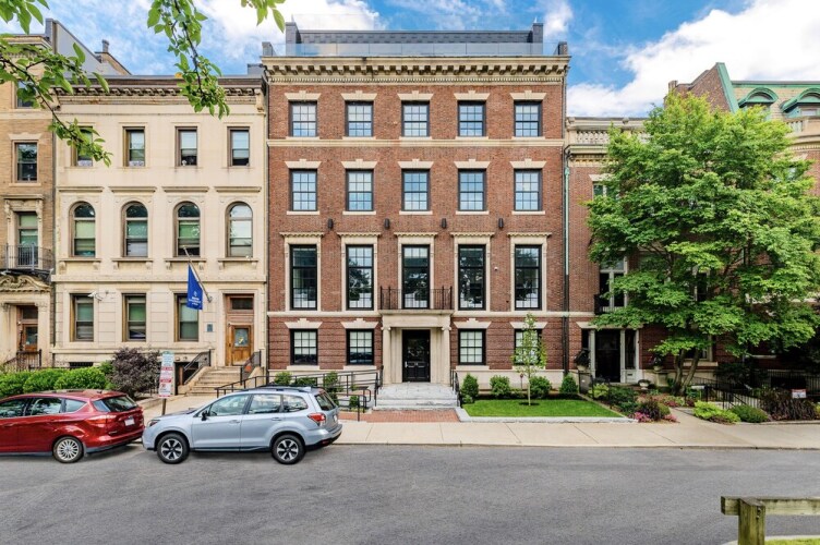 Maverick Suites At 28 Fenway - Somerville