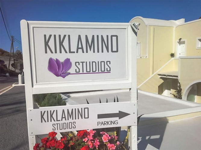 Kiklamino Sunset Suites - Oia