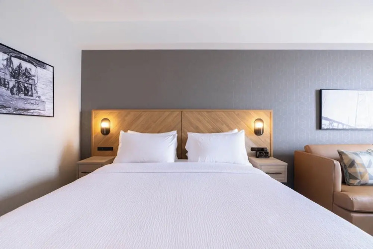 Sandman Signature Winnipeg Airport Hotel & Suites - Winnipeg