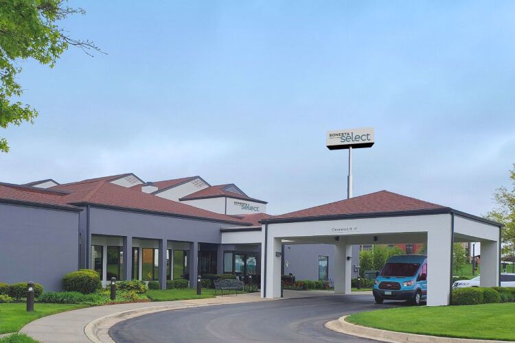 Sonesta Select Kansas City Airport Tiffany Springs - Riverside, MO