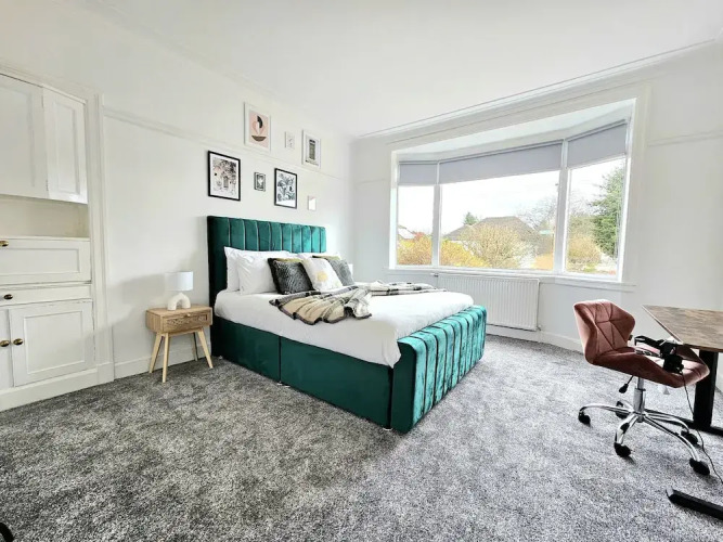 Charming 3-bed Oasis-free Parking - Glasgow