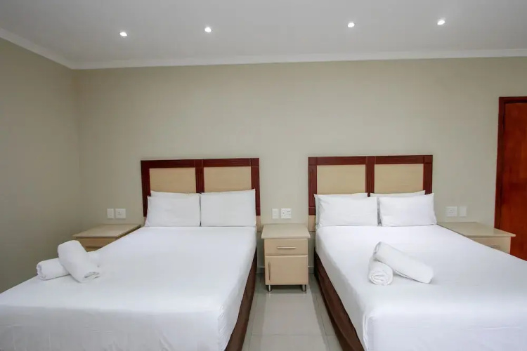 Plm Golden Lodge - Durban