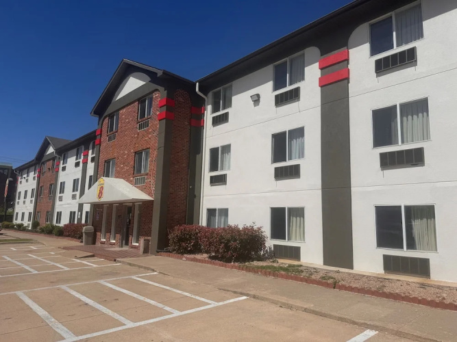 Super 8 College Station - College Station, TX