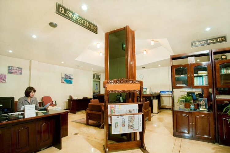 Elmi Hotel - Gresik