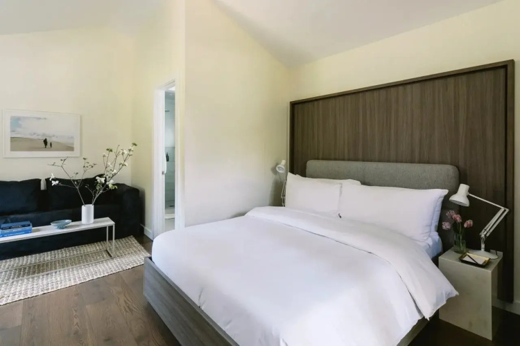 The Roundtree, Amagansett - East Hampton, NY