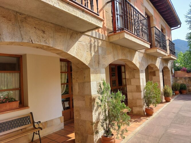 Picos De Europa Suites And Rooms - Cabrales