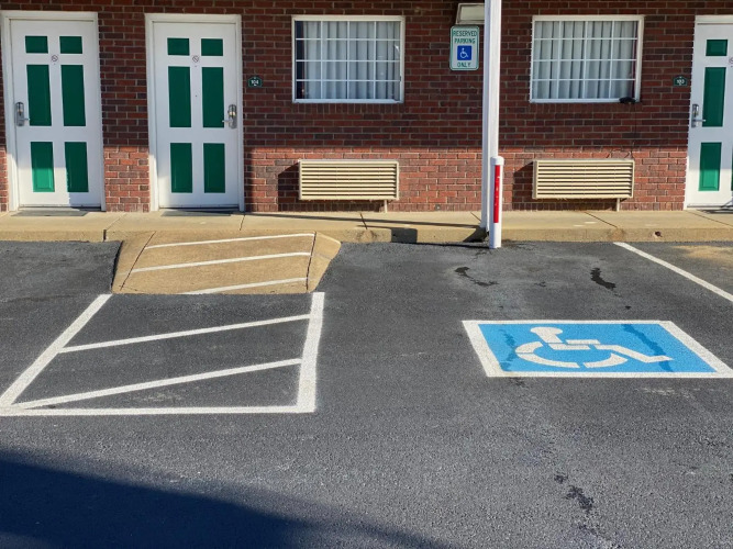 Country Hearth Inn & Suites Union City - Union City, TN