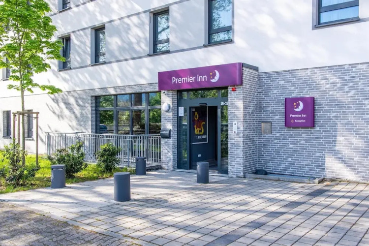 Premier Inn Heidelberg City Bahnstadt Hotel - Heidelberg