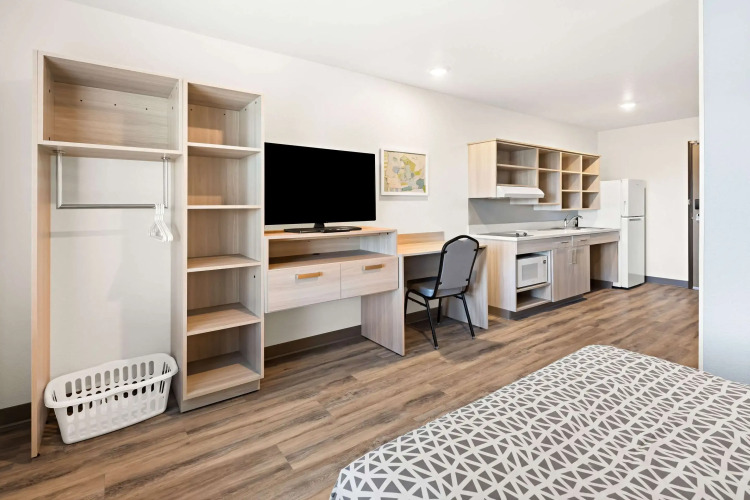 Woodspring Suites Billings - Billings, MT