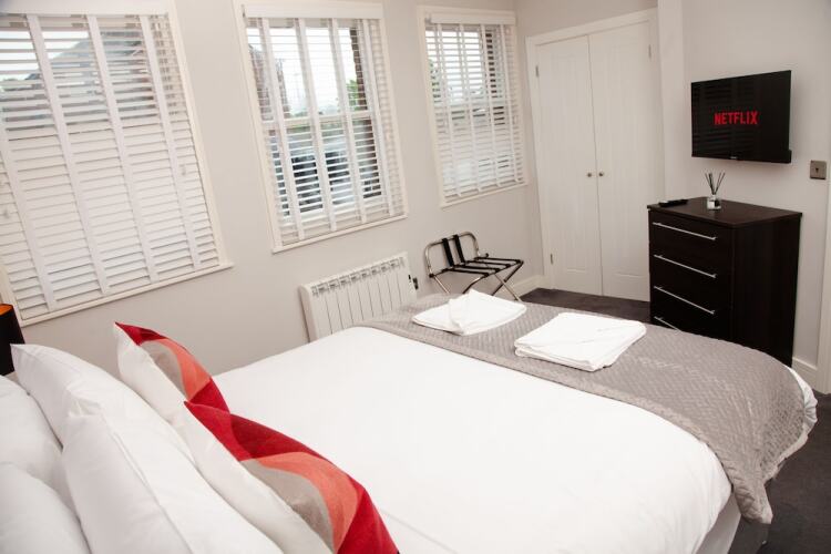 High Life Luxury Serviced Apartments - Swindon