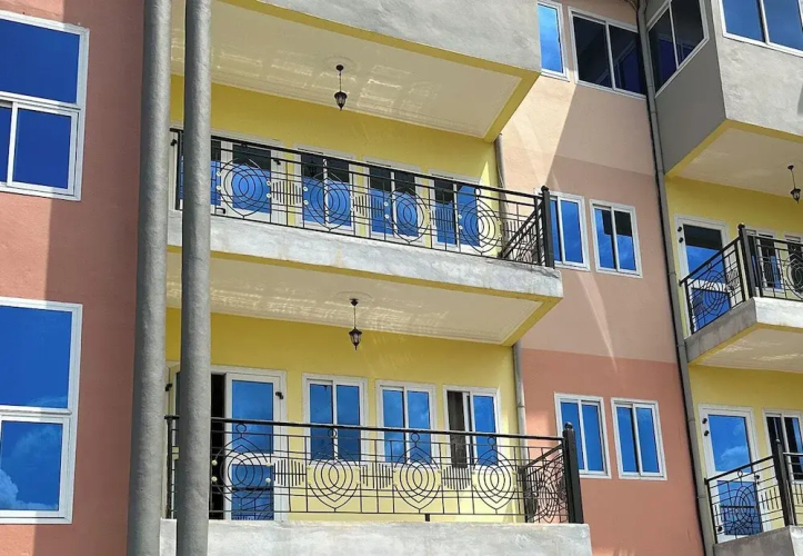 Primeshare Luxury Apartments -3 Bedrooms - Jaunde