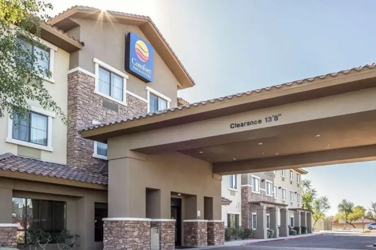 Comfort Inn & Suites - Peoria, AZ