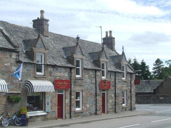 Argyle Guest House - Moray