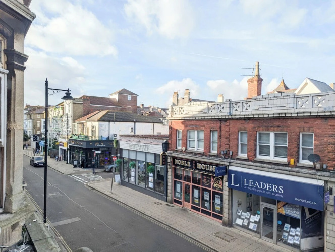 Central Southsea Guest House - Southsea