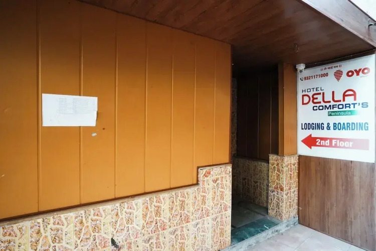 Hotel Della Comfort Near Ambreshwar Shiv Mandir, Ambernath - Ulhasnagar