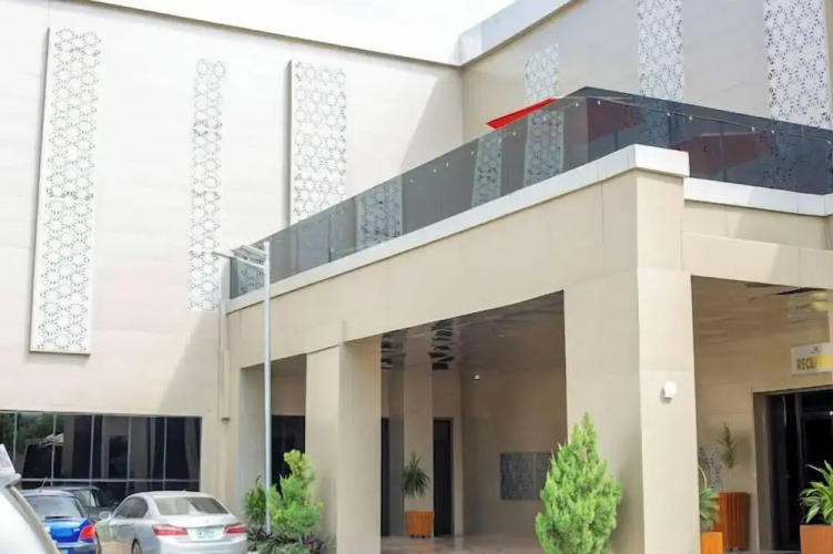 Comfort Hub Hotels And Suites - Kano