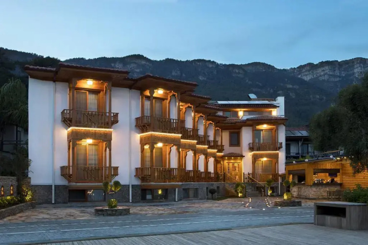 Gokturk Otel - Akyaka