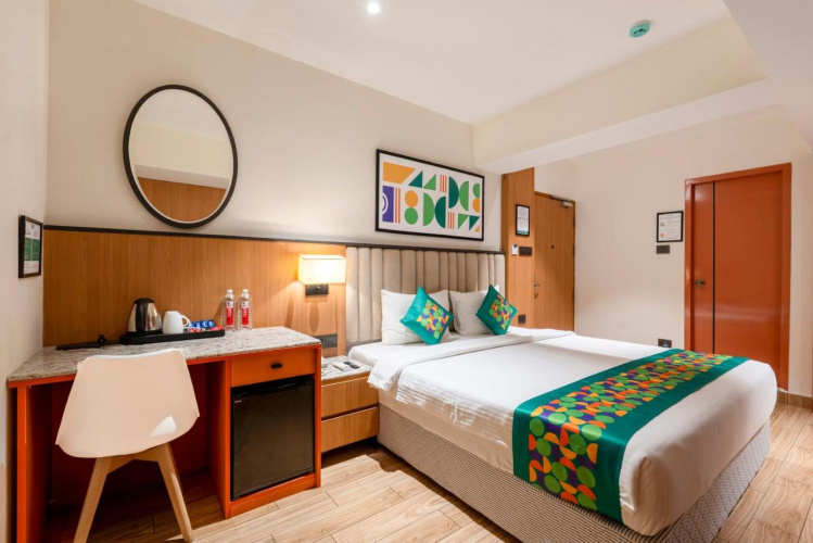 Treebo Premium Taara - Chennai