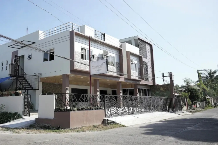 Manuela Suites Puerto Princesa Near Airport - Puerto Princesa