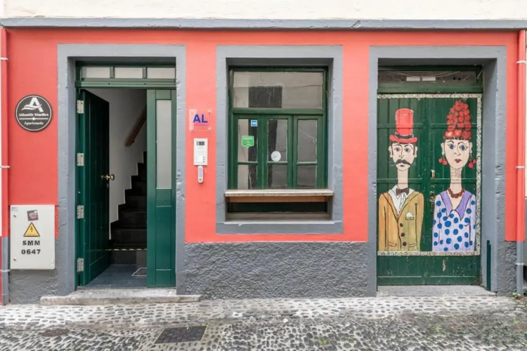 Atlantic Studios #02 - Funchal
