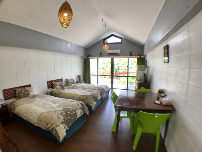 Surfside Bed & Breakfast - Okinawa