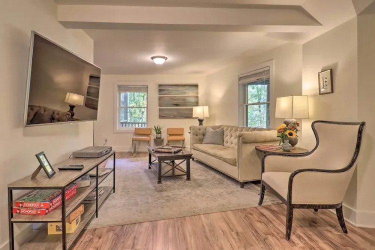 1 Mi To Town: Chalet-style Highlands Retreat - Highlands, NC