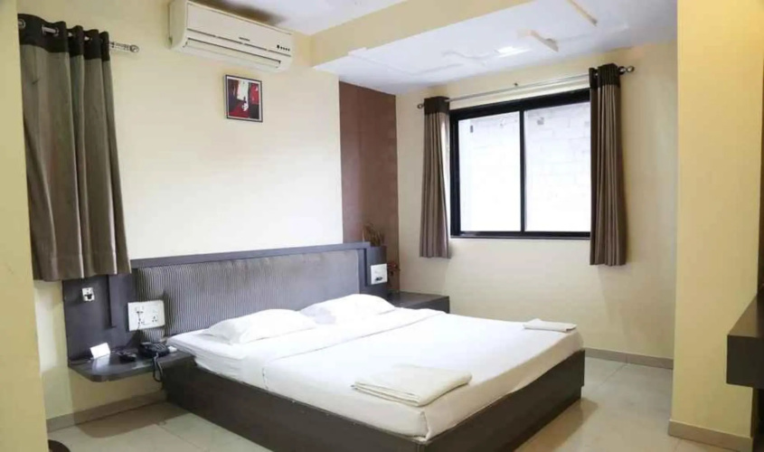 Hotel Minerva - Jalgaon