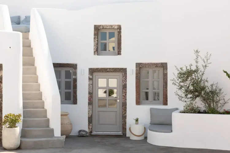 Cydonia Caves - Santorini