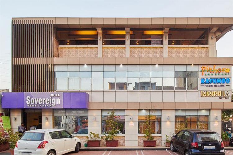 Hotel Sovereign - Daman