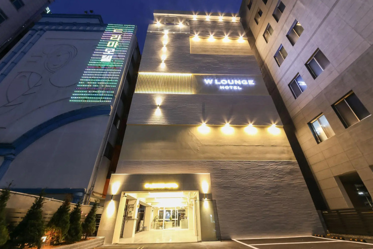 W Lounge Hotel - Kwangju