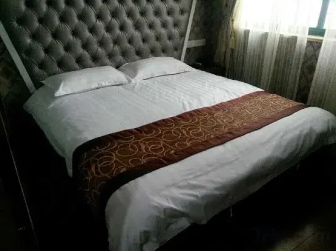 Wuzhou E-sports Hotel (Huinan Pedestrian Street) - Shanghai