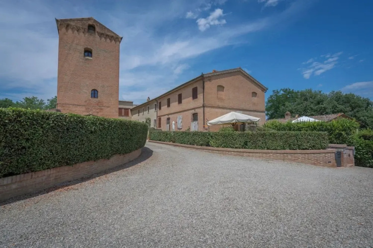 Torri 15 Holiday Home - Poggibonsi