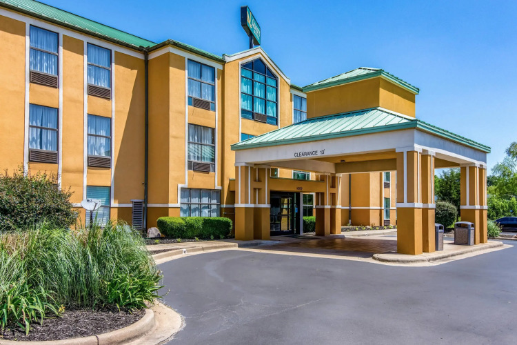 Quality Suites Maumelle - Little Rock Nw - North Little Rock, AR