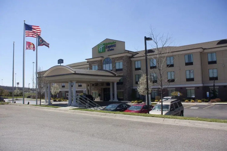 Holiday Inn Express Hotel & Suites Youngstown W - I-80 Niles Area - Warren, OH