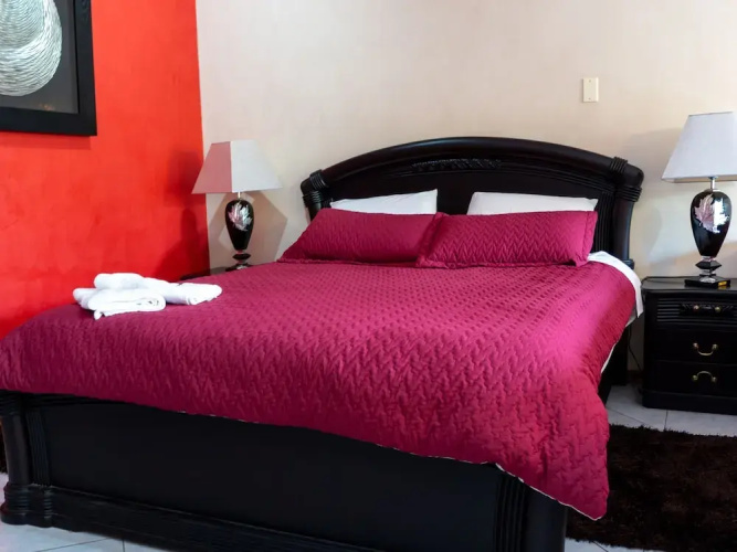 Chaupimundo Lodge - Quito