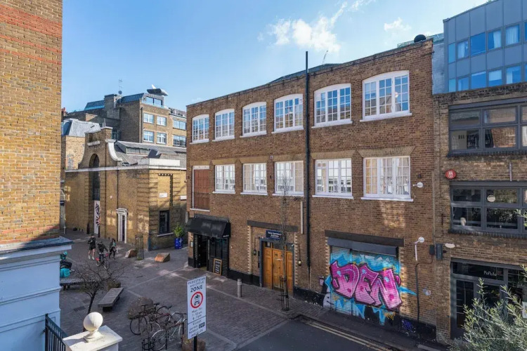 Berkley Aparthotel - 