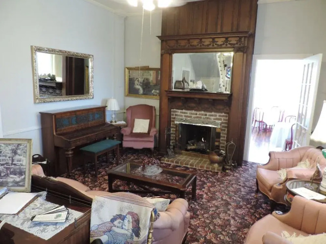 Franklin Terrace Bed And Breakfast - North Carolina