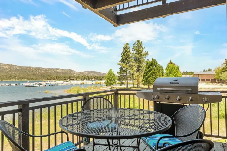 The Adler's Nest Pool And Spa - Big Bear Lake, CA