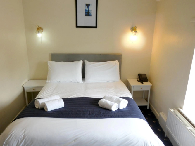The Riverside Hotel - Monmouth
