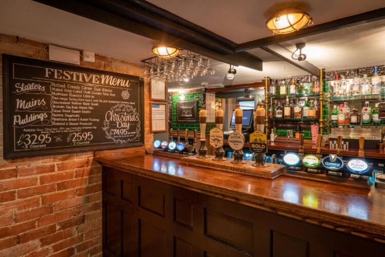 Castle Inn - Lulworth Cove
