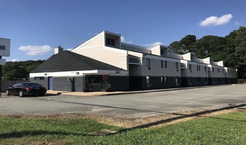 Palace Inn & Suites - Newport News/jefferson Ave - Newport News, VA