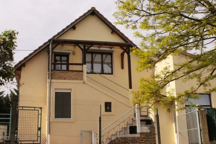 Gîtes De Montvaltin - Le Creusot