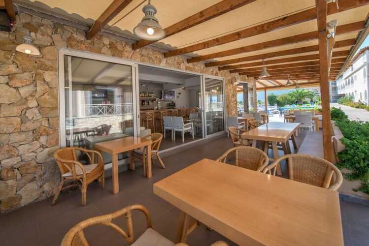 Dennis Studios - Zakynthos