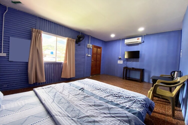 Oyo 90284 Kampung Stay Kilimu - Ranau
