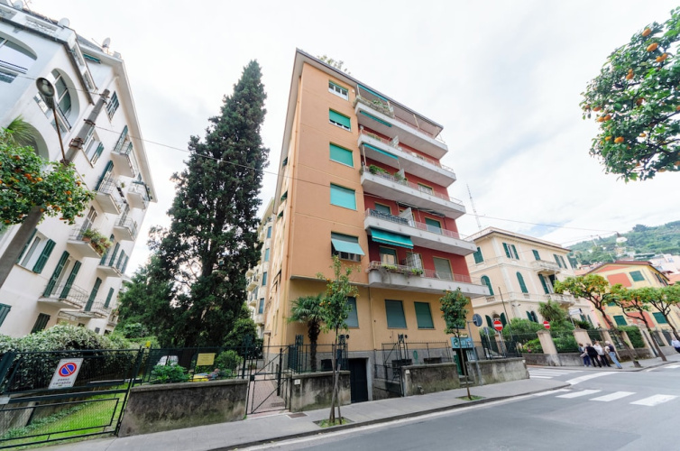 2 Flats Combined Spacious Family Retreat - Liguria