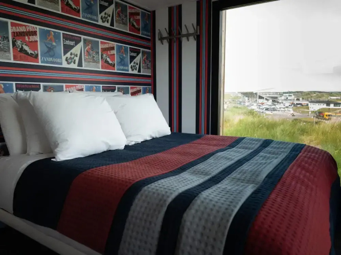 Modern, Trendy F1 Theme Lodge, Near The Sea - Zandvoort