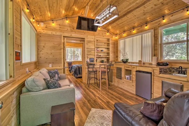 Grill, Fire Pit: Pet-friendly Lakeside Cottage! - 애리조나 주