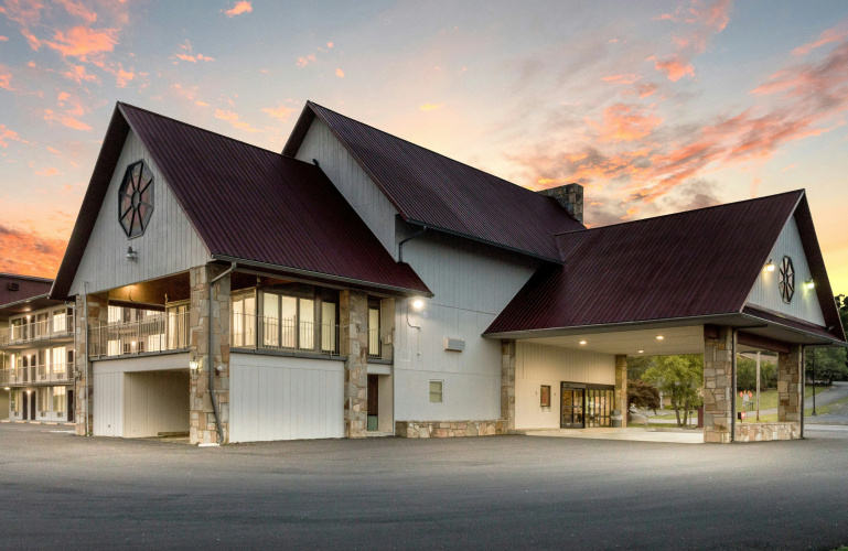 Red Roof Inn Dandridge - Dandridge, TN