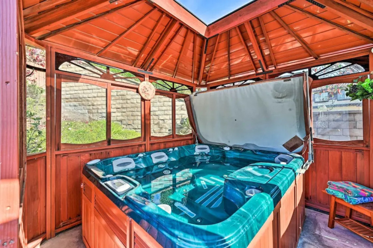 Chula Vista Studio W/ Hot Tub ~ 9 Mi To Downtown - Chula Vista, CA
