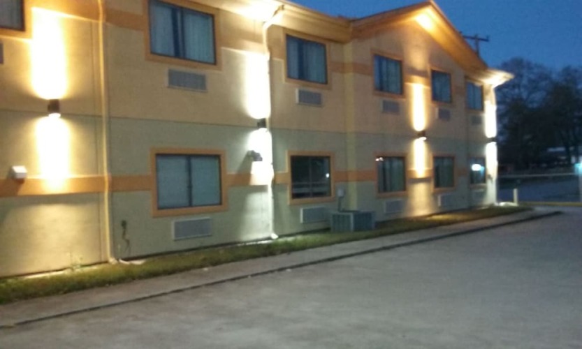 Surestay Studio By Best Western Conroe Downtown - Lake Conroe, TX